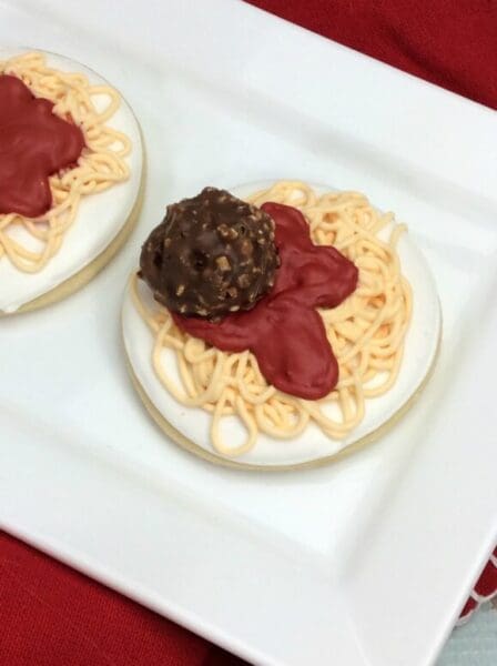 Delicious Lady And The Tramp Cookies
